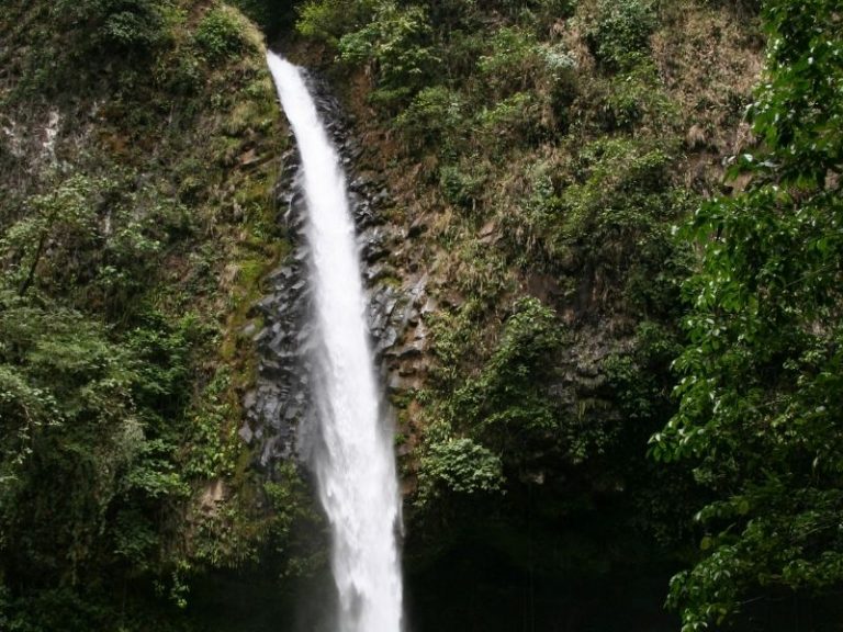 25 Costa Rica Waterfalls + Map (From Famous to Off-beat) - Eco Lodges ...