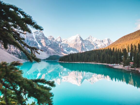 15 Blue Lakes Around the World - Eco Lodges Anywhere