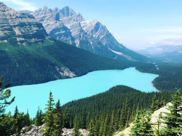 15 Blue Lakes Around the World - Eco Lodges Anywhere