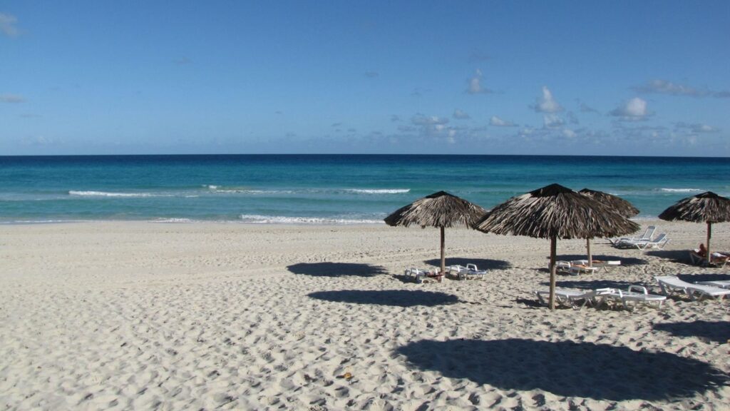 25 White Sand Beaches That Are Truly White - Eco Lodges Anywhere