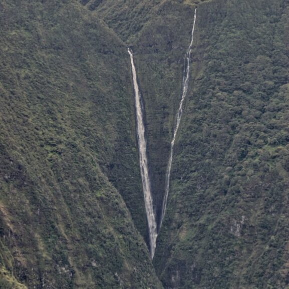 Tallest Waterfalls in Hawaii - All Above 1,000 Feet! - Eco Lodges Anywhere